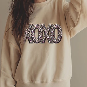 XOXO PNG Diamond Sparkly Glitter Faux Embroidery Png Patch Sequins Valentines Day Shirt Design ...