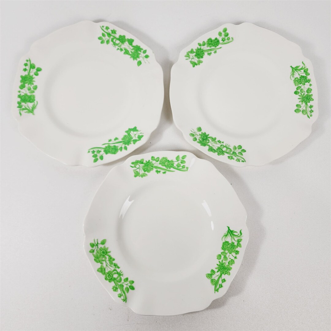 3 Vintage Copeland Spode Shamrock Dinner Plates Green England Scalloped ...