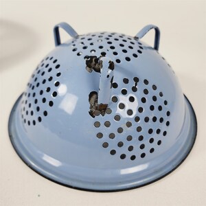 2 Vintage Footed Enamel Colanders Strainers Black Speckled & Light Blue ...