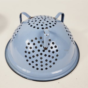 2 Vintage Footed Enamel Colanders Strainers Black Speckled & Light Blue ...
