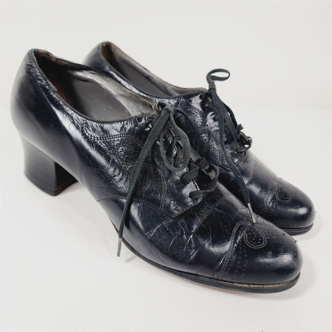 Vintage Red Cross Shoes Black Leather Lace up Heels Womens Size 7.5 - Etsy