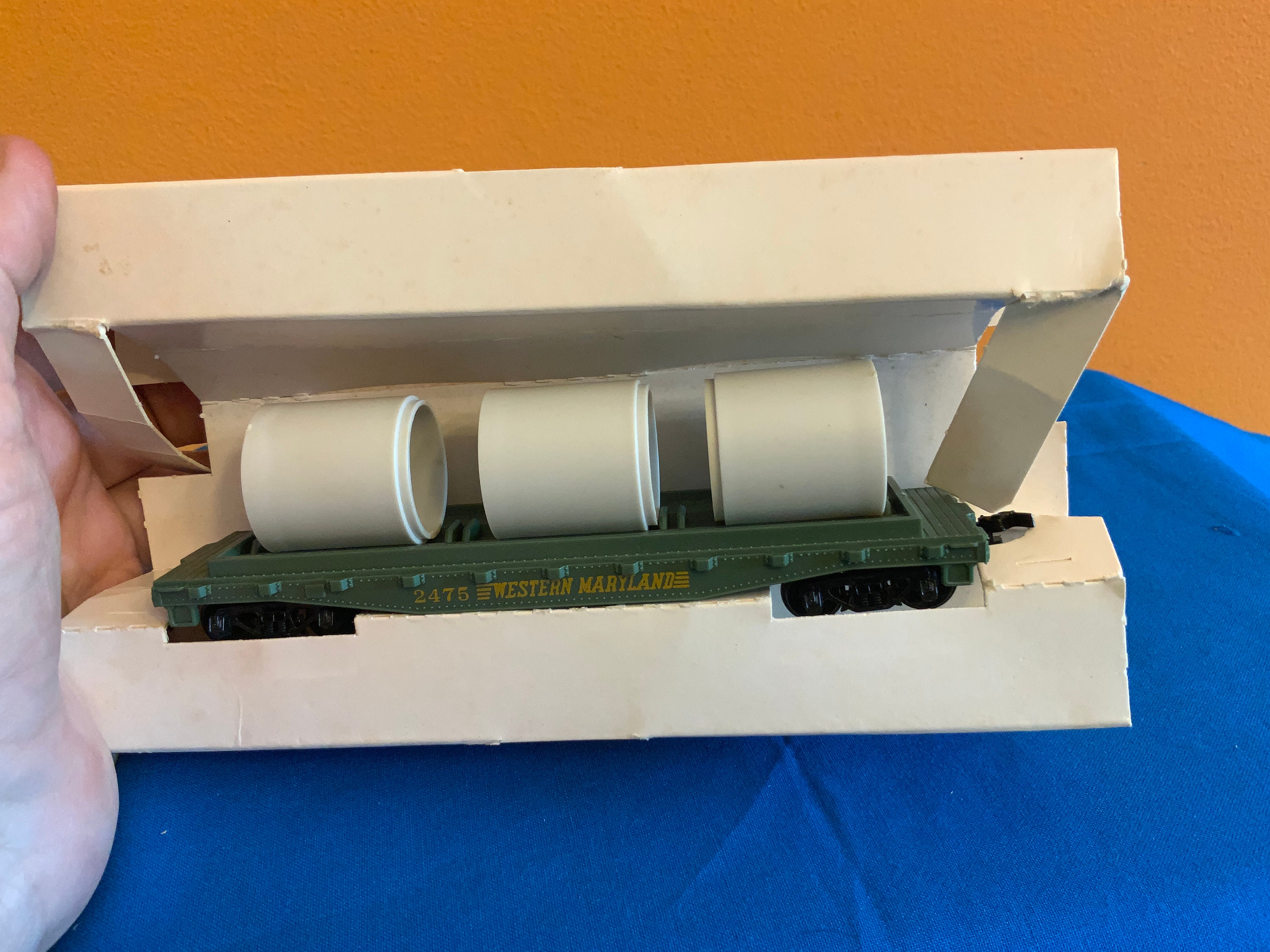 HO Tyco Flatcar With Culvert Pipe - Etsy