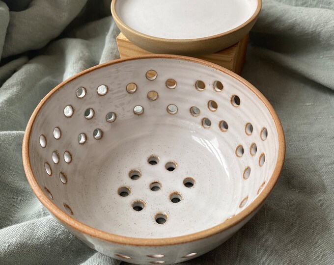 Hopies Stoneware Dunes Berry Bowl, Handmade Berry Bowl Set, Wheel ...