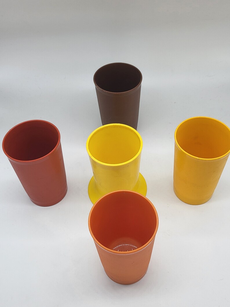 Lot of Vintage Colored Tupperware 70s Cups - Etsy