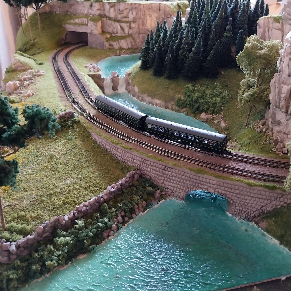 Scenic Landscape Double Track Model Railway Layout on a Base of 120 X ...