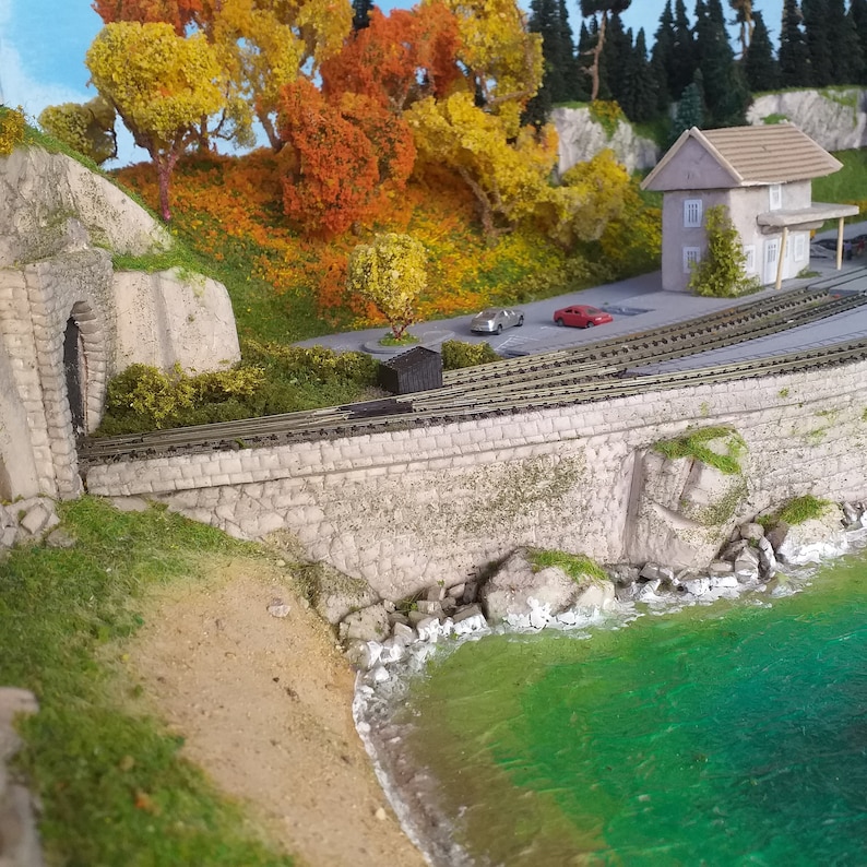 Model Train Railway Layout in N Scale 1/160, With Very Realistic ...