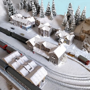 Portable Light Weight Model Train Winter Snow Railway Layout in N Scale ...
