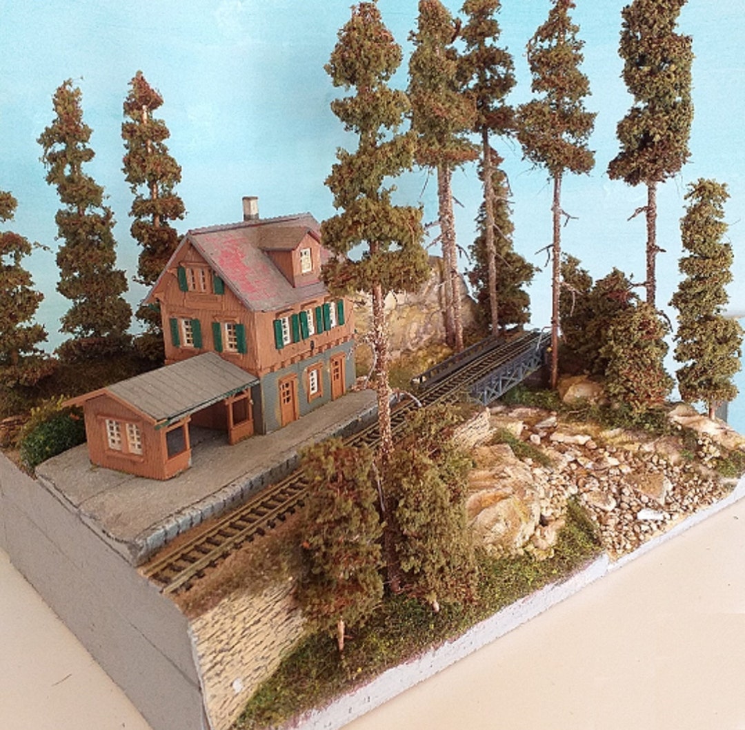 N Scale Model Train Diorama Layout, Handmade Scenic Display (16.5 X 11. ...