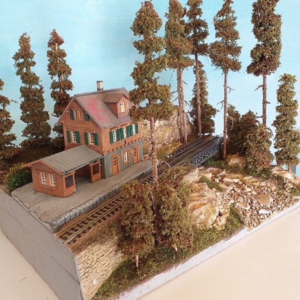Train Diorama - Etsy