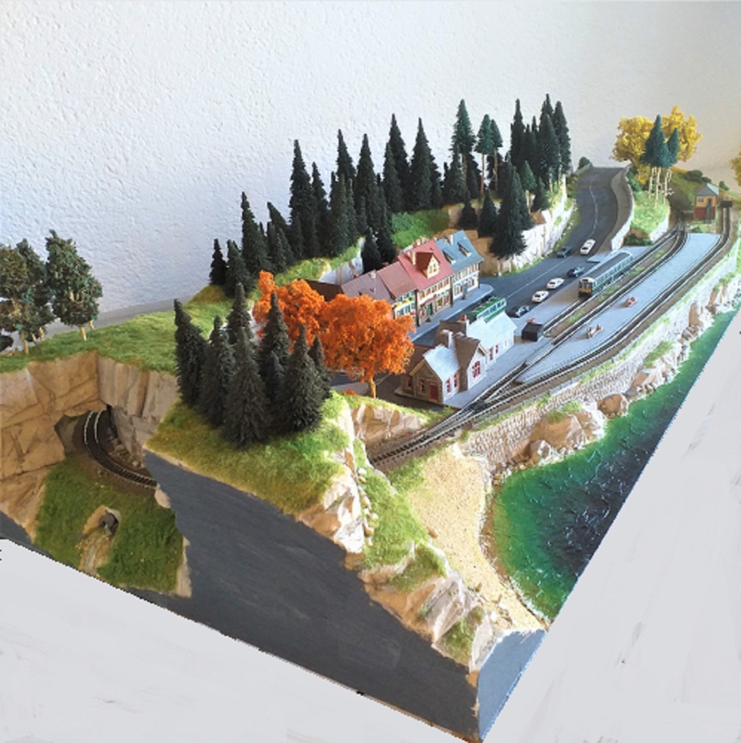 Scenic Model Railroad Layout Diorama Scale N 1:160 on a Base of 100 X ...