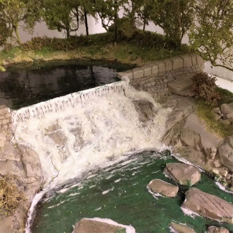 Diorama of the Bronx River Waterfall in Scarsdale, USA. - Etsy