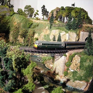 Double Track Model Railway Layout With Watarfall and Lake in N Scale 1/ ...