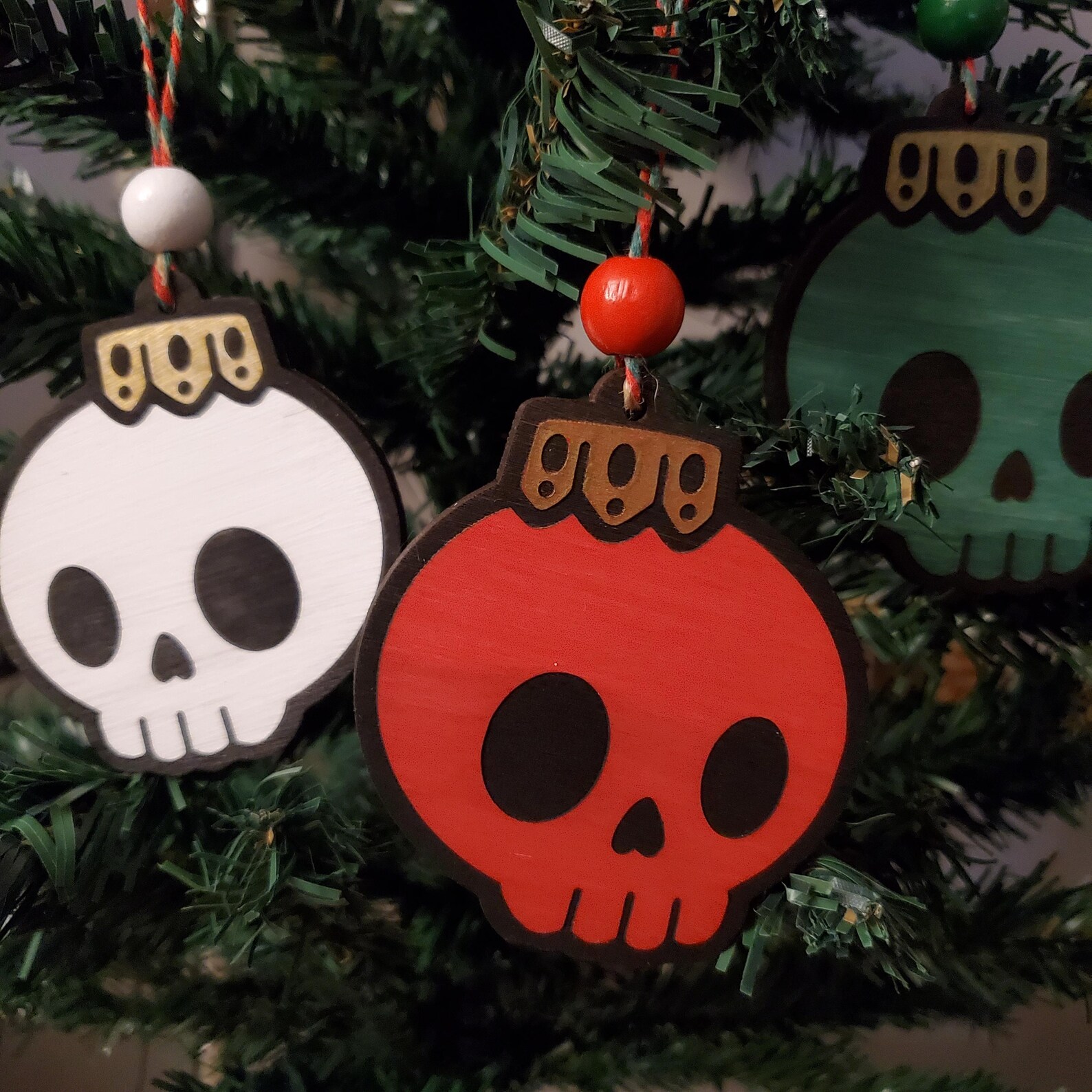 Skull Horror Cryptid Creepy Christmas Wooden Ornament - Etsy