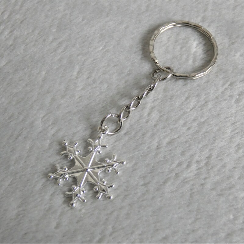 Snowflake Keychain - Etsy