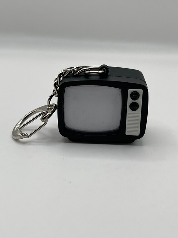 Black Retro TV Retro Television 3-D Keychain - Etsy