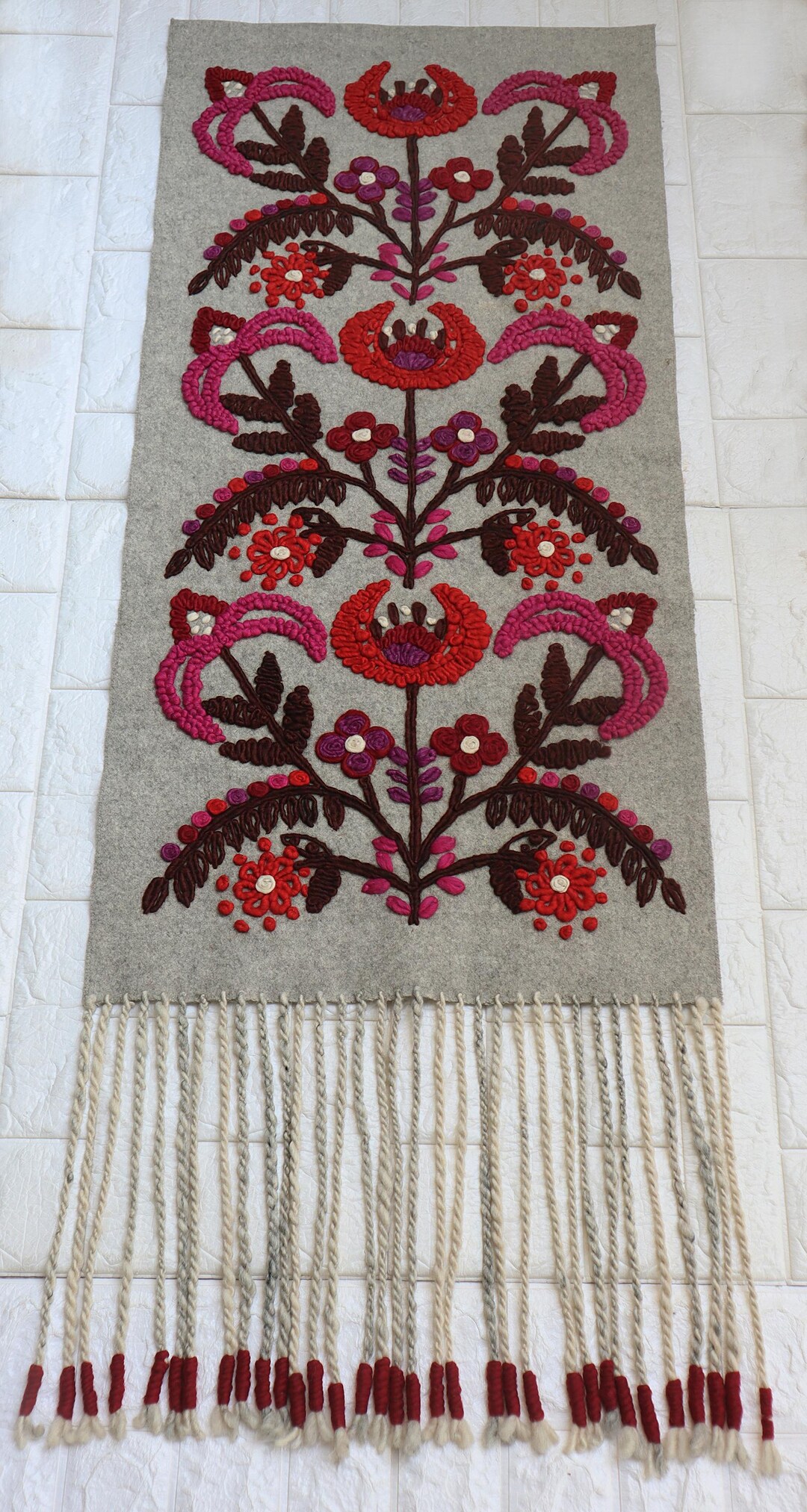 Vintage Poland Hand Embroidery Blooming Flowers Wool Rug Kilim Wall ...