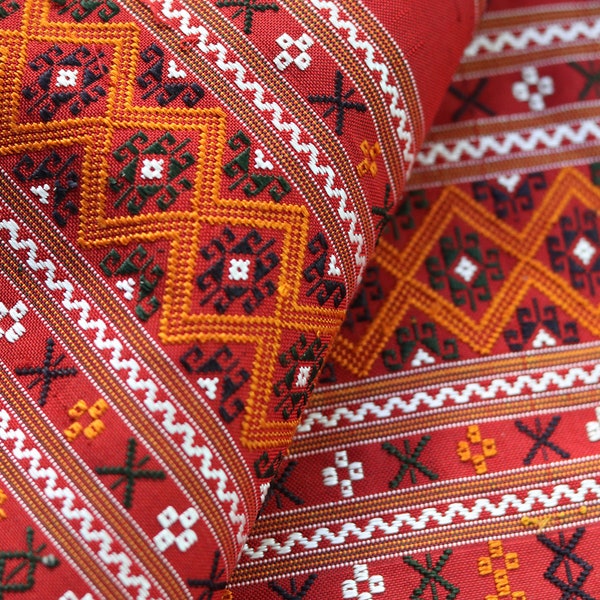 Asian Table Runner - Etsy