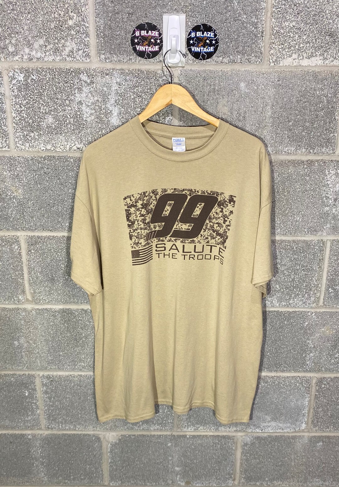 Y2K 2010s Kyle Moody Salute the Troops Sprint Car Graphic Dirt Track ...