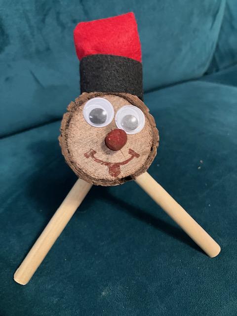 Caga Tio - Tio De Nadal - Spanish/catalan Christmas Tradition - Red Hat ...