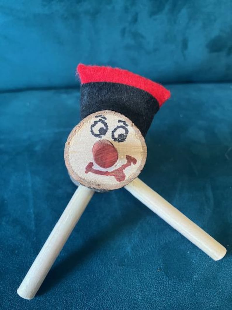 Caga Tio - Tio De Nadal - Poop Log - Red Hat, Catalan Christmas ...