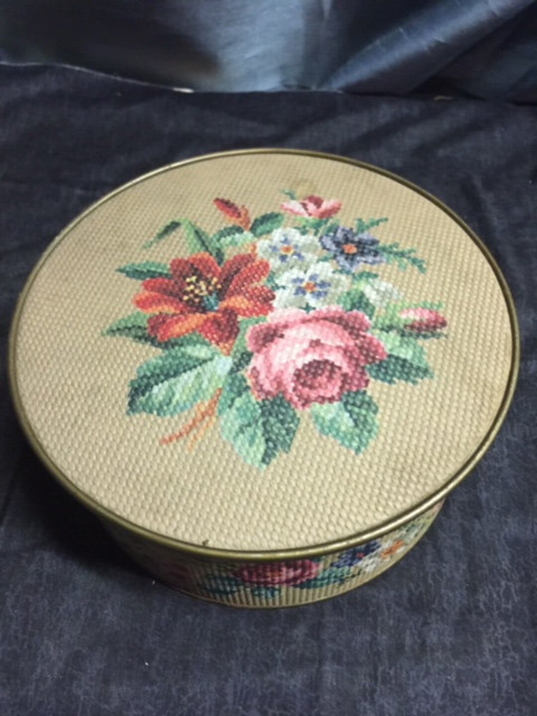 Vintage Guildcraft Textured Sewing Tin Cross-stitch Design - Etsy