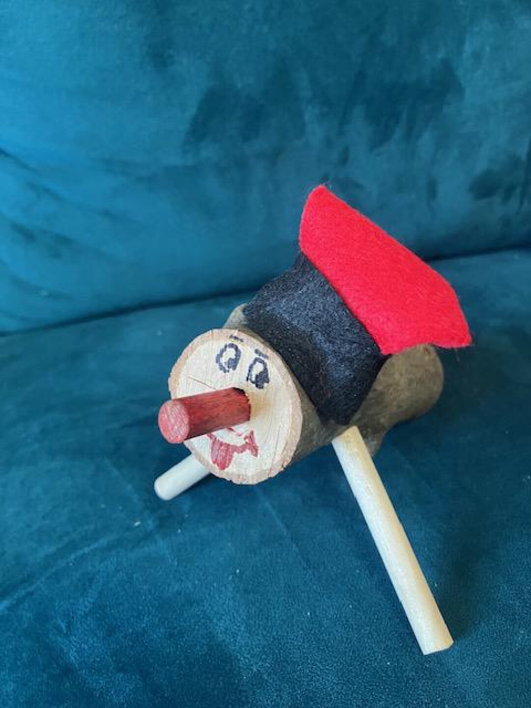 Caga Tio - Tio De Nadal With Scarf - Traditional Catalan Christmas ...