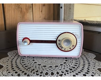 Pink Vintage Radio - Etsy