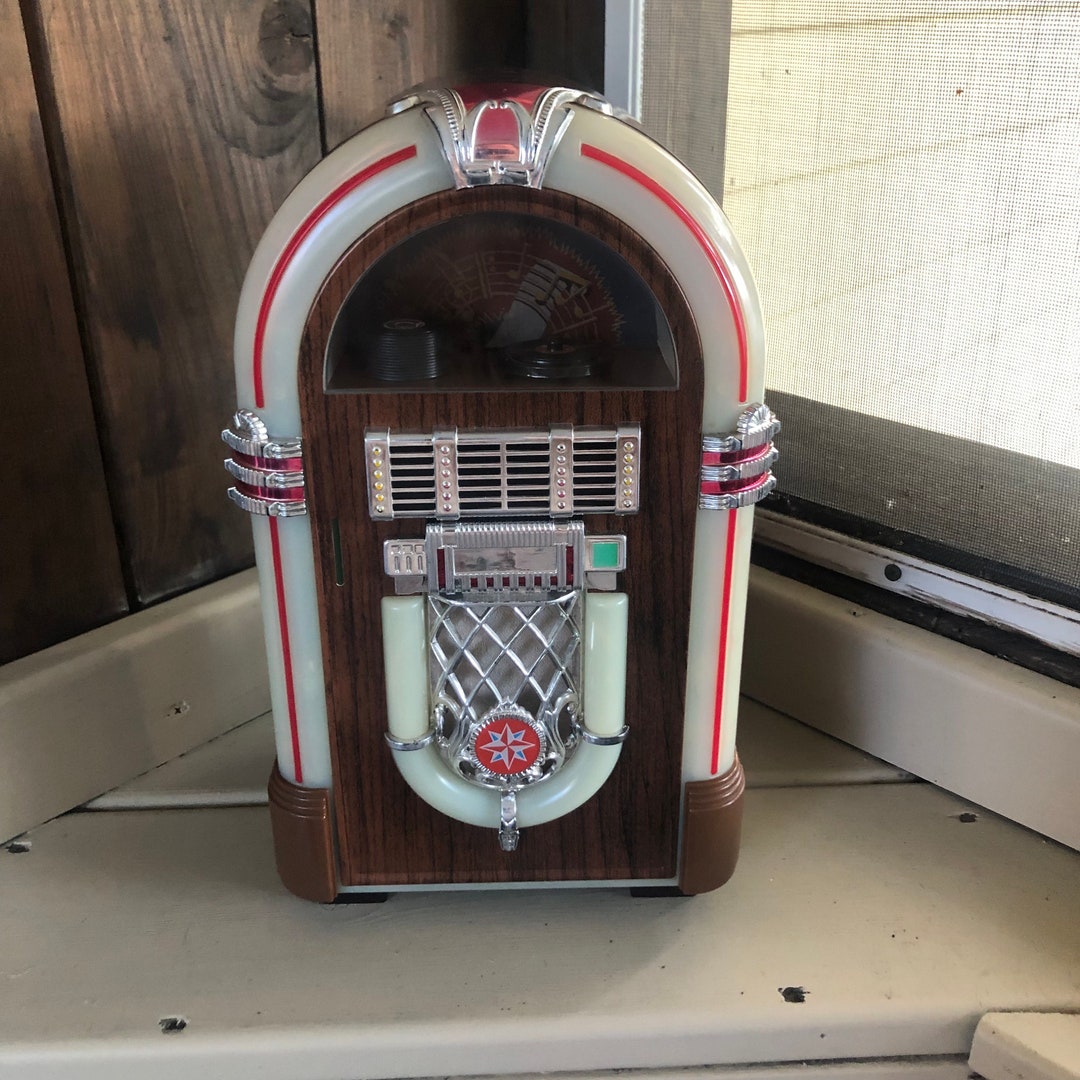 Vintage Jukebox AM FM Radio and Audio Cassette Player With Blinking ...