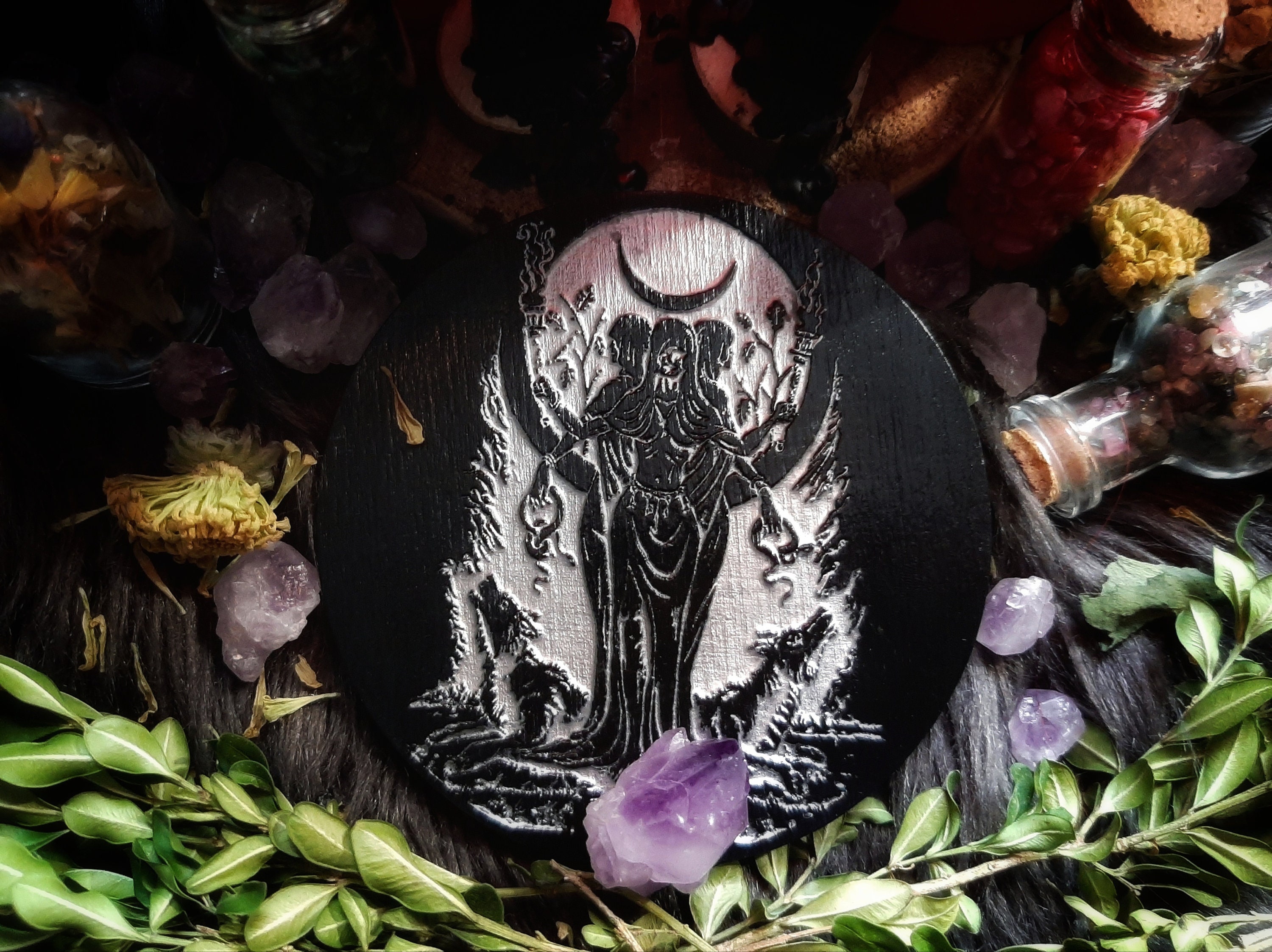 Hecate triple moon goddess altar pentacle of Hecate | Etsy