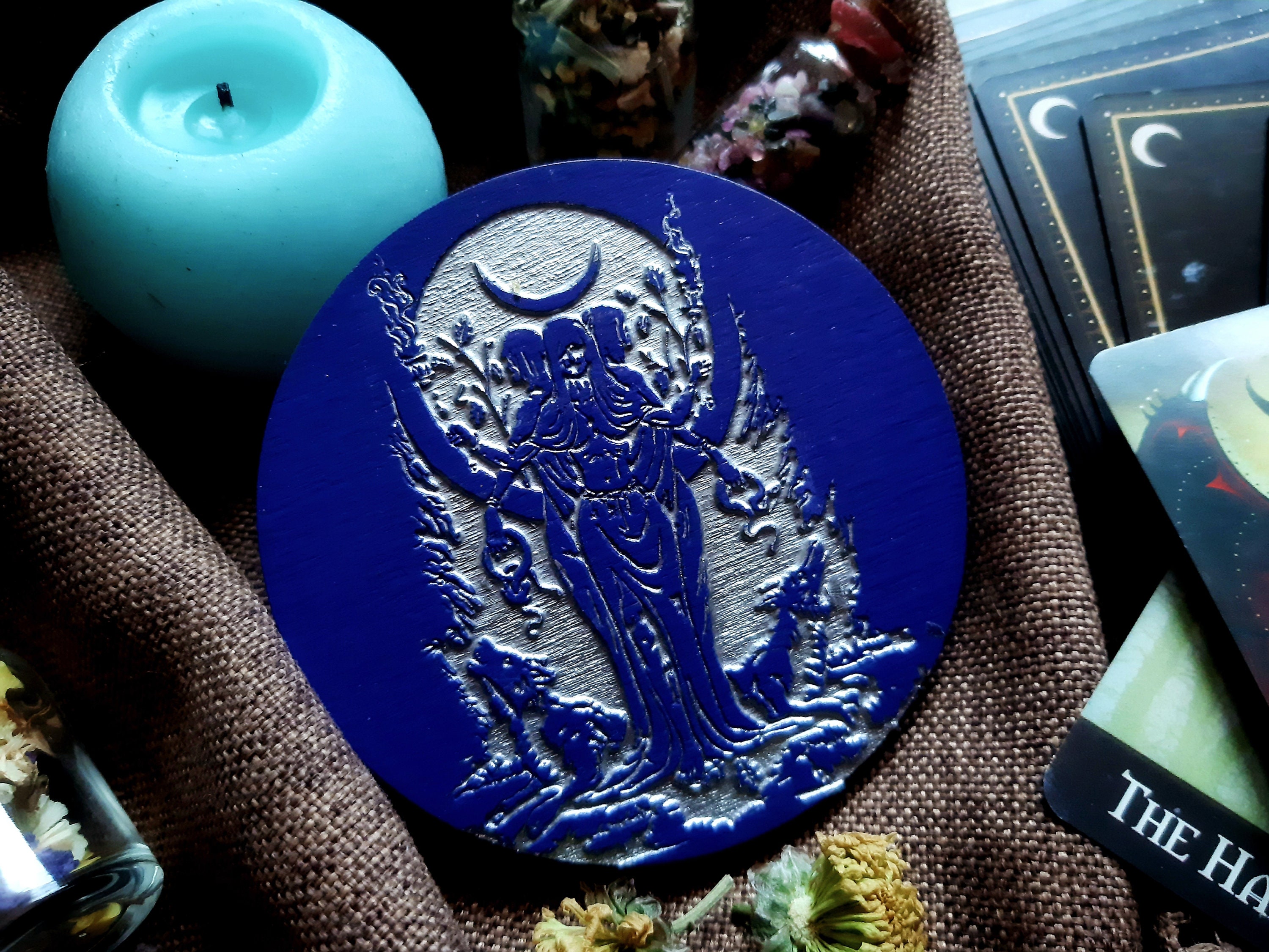 Hecate goddess hecate hecate wheel hecate statue hecate altar | Etsy