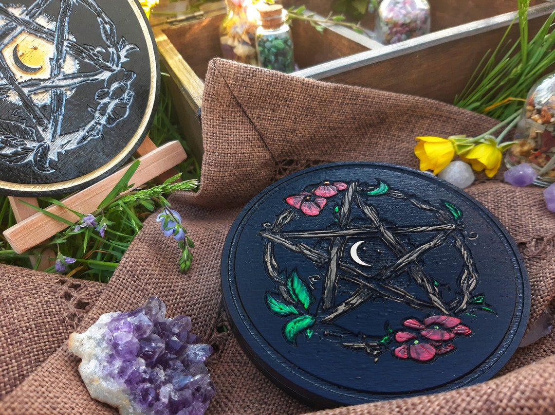 Altar Pentacle Witch Altar Witchcraft Magic Beetle - Etsy