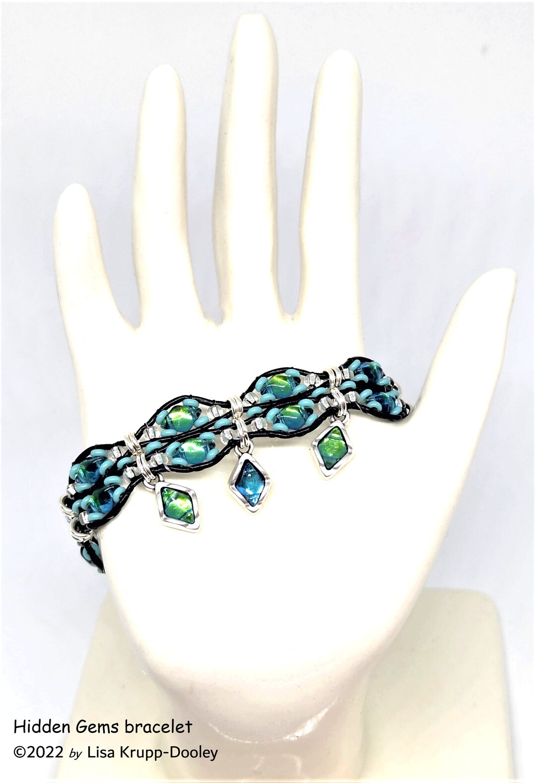 Curvy Gems Bracelet Kit - Etsy