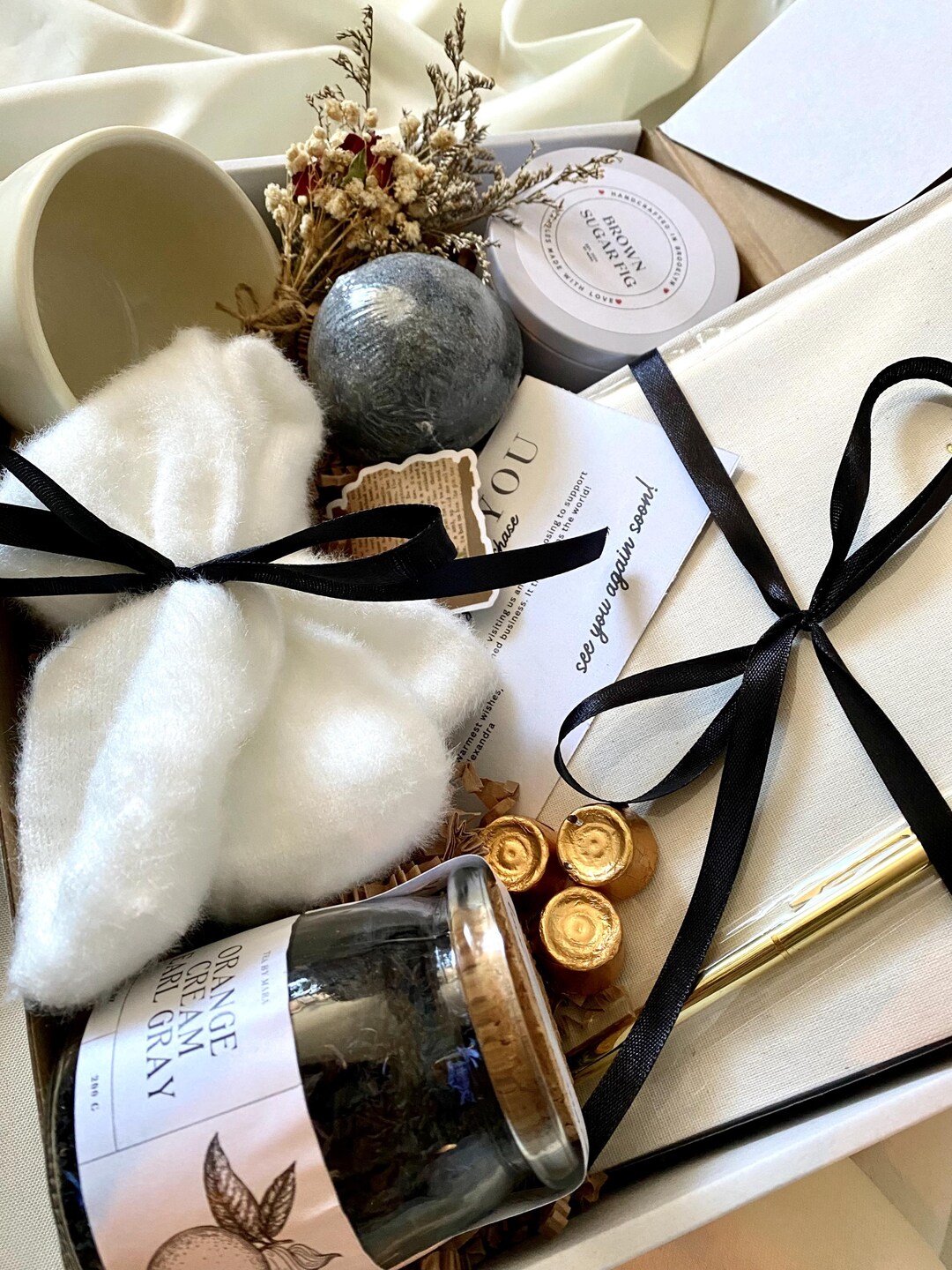 HOUSEWARMING GIFT BOX - Cozy Homebody,hygge Gift Box,valentine ...
