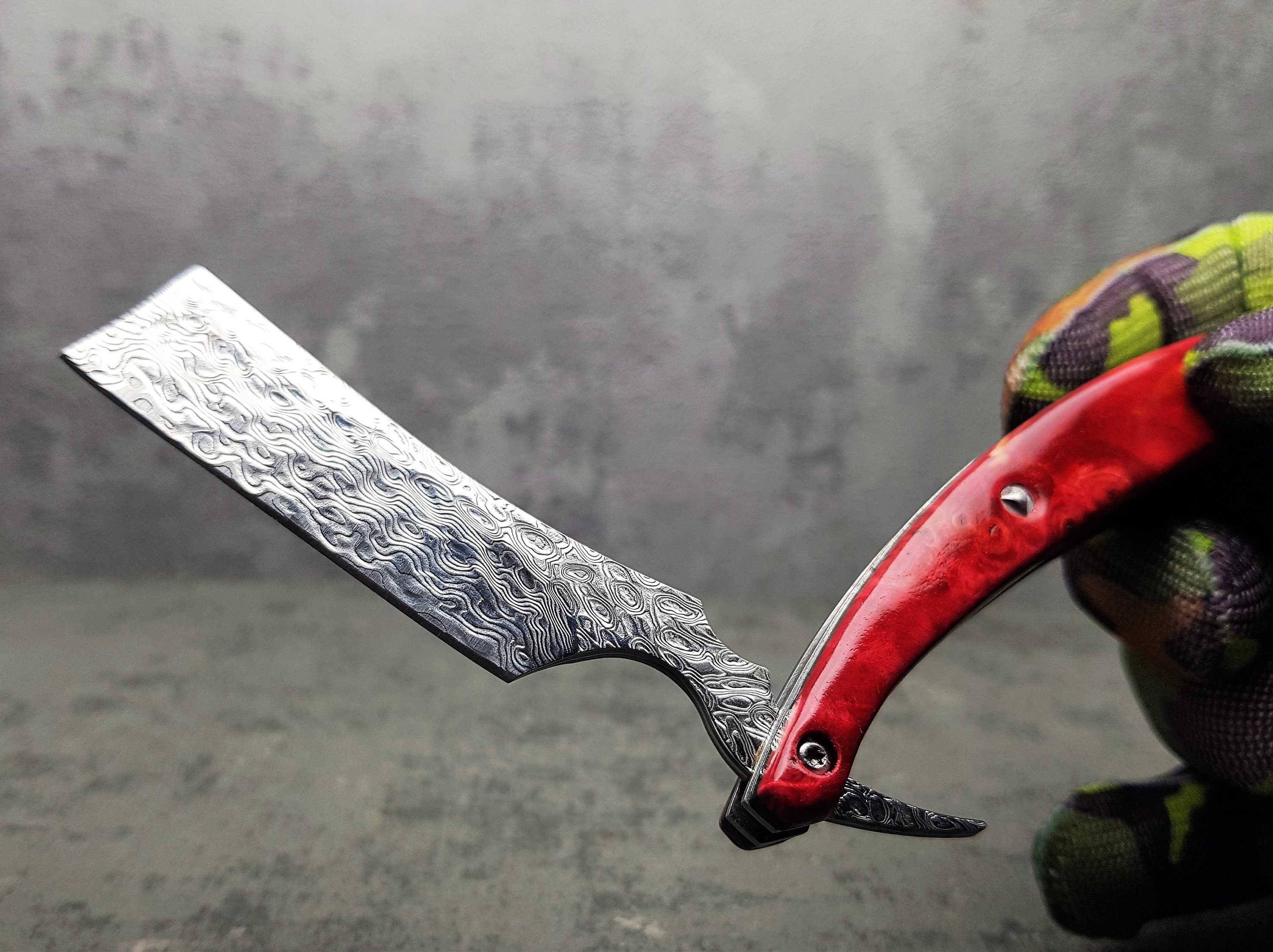 BLOODY Damascus RAZOR, Personalize Able Straight Razor, Gift for Men ...