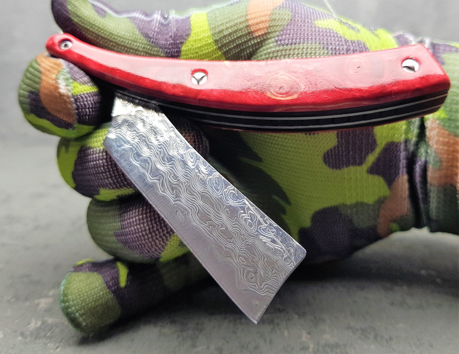 BLOODY Damascus RAZOR, Personalize Able Straight Razor, Gift for Men ...