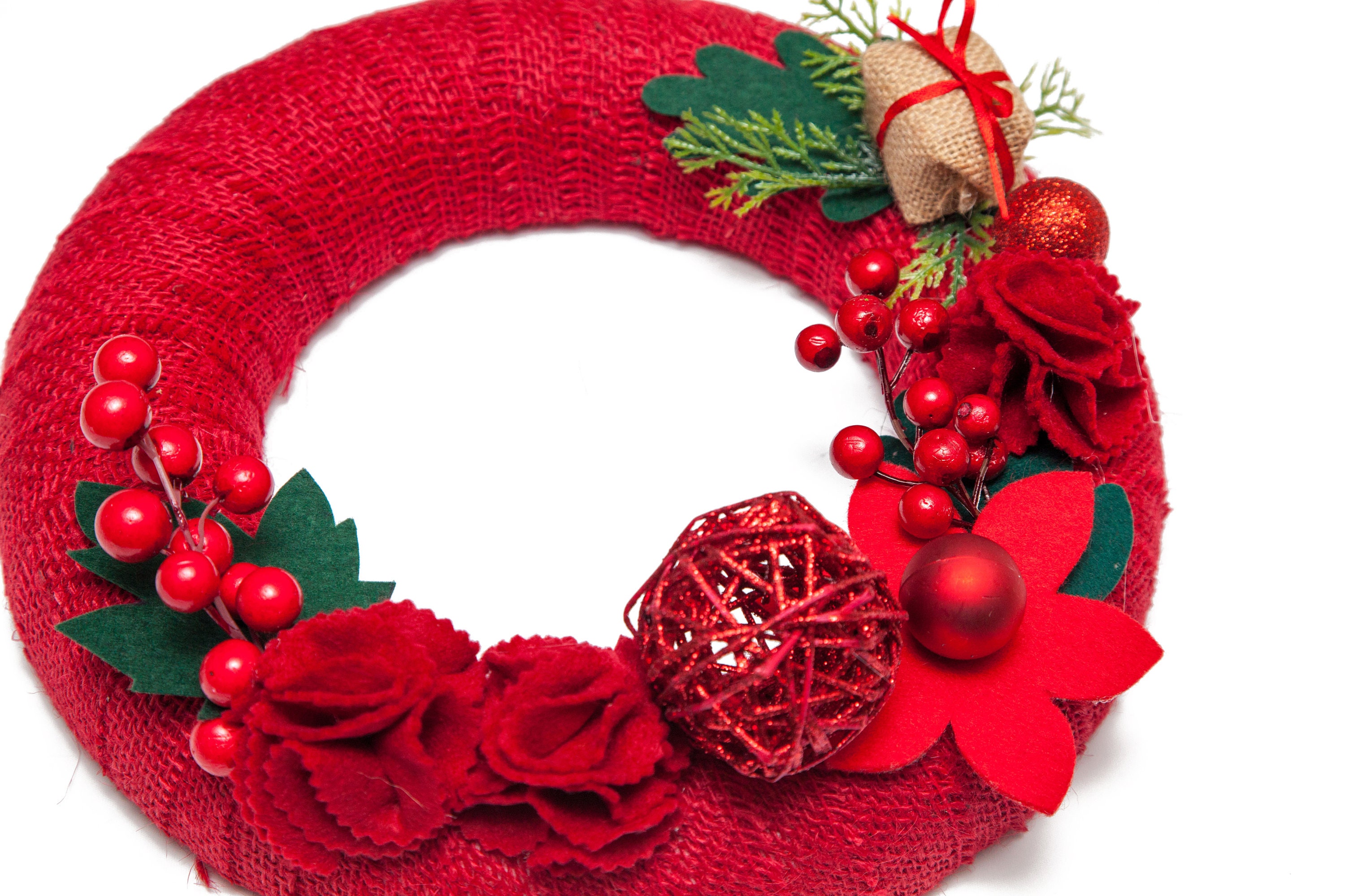 Red Hemp Christmas Wreath, Elegant Red Christmas Decoration, Christmas ...