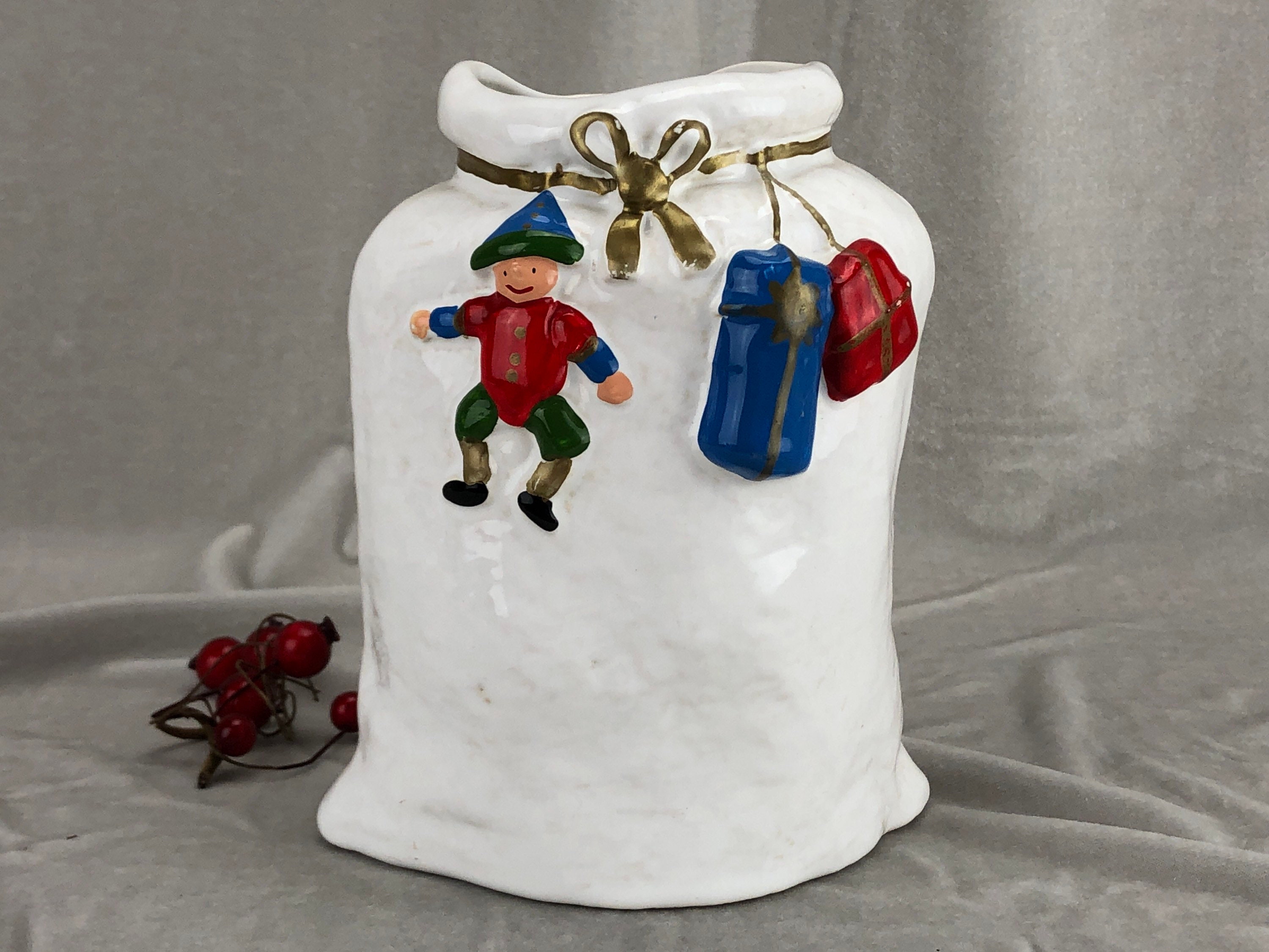 Home & Living Home Décor Ceramic porcelain vintage vase with a ...