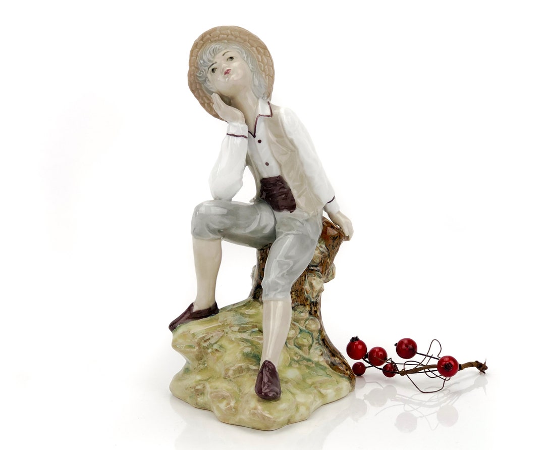 Dreaming Girl Figurine Made in Spain by Tengra, Valencia - Etsy