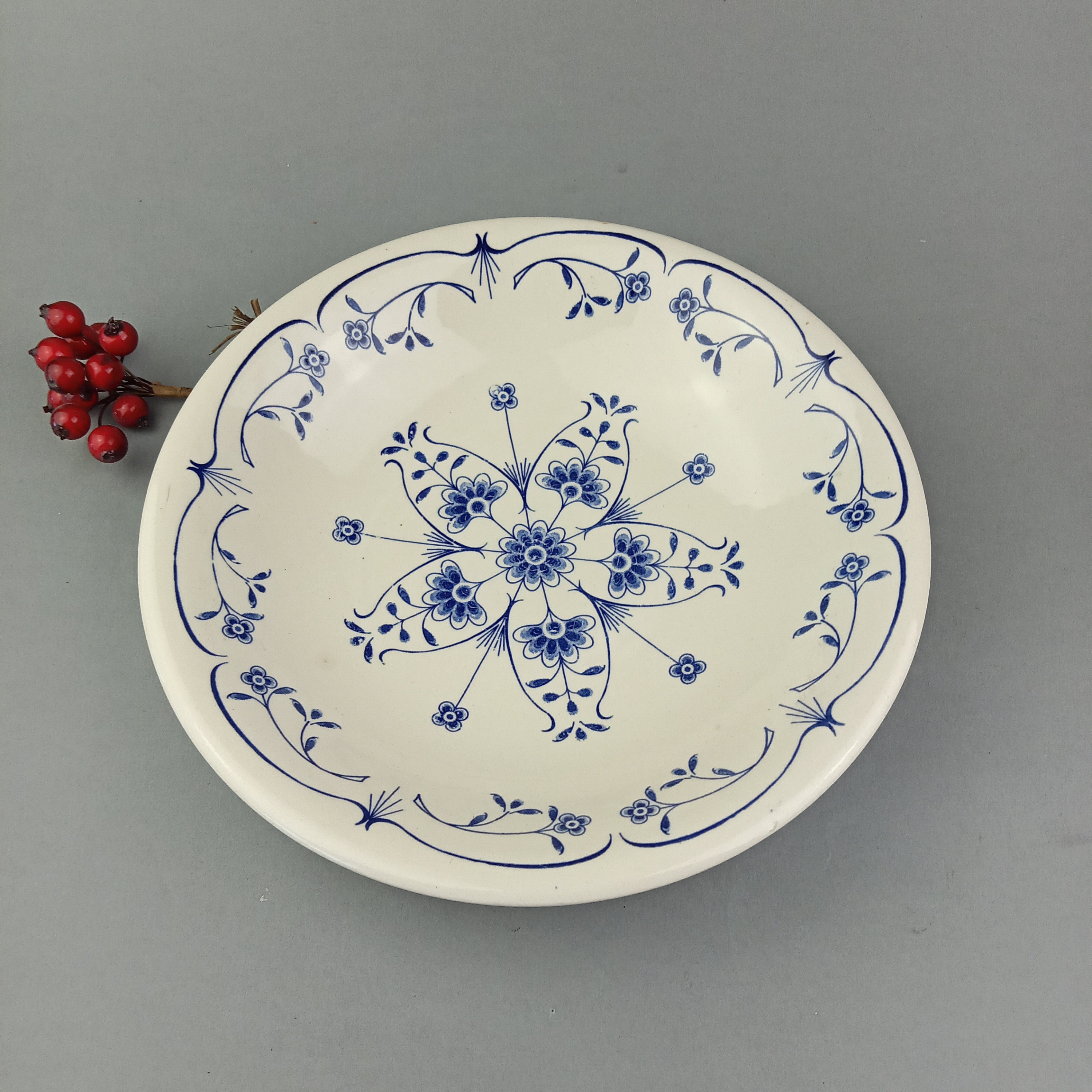 Large Deep Faience Plate With Roses From A Flint Egersund. - Etsy