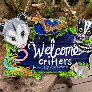 Custom Welcome Critters Sign W/ Moss - Etsy