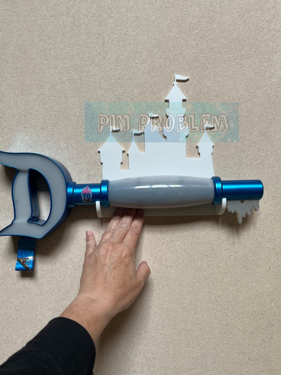 Disneyland Key- Castle Wall Mount Holder for Light up Disneyland Key ...