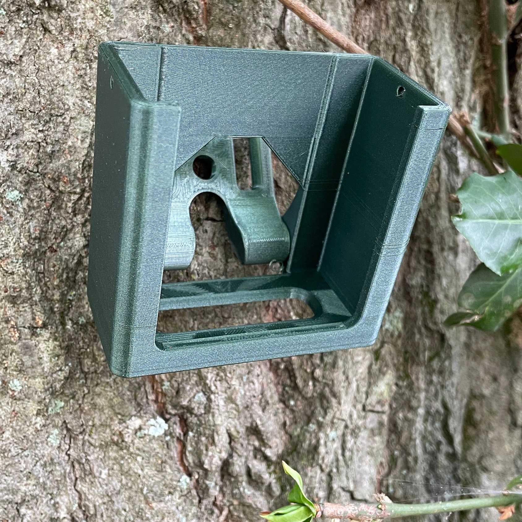 BLINK (gen 1-4) Cam Tree Mount // an Adjustable, Squirrel-proofed ...
