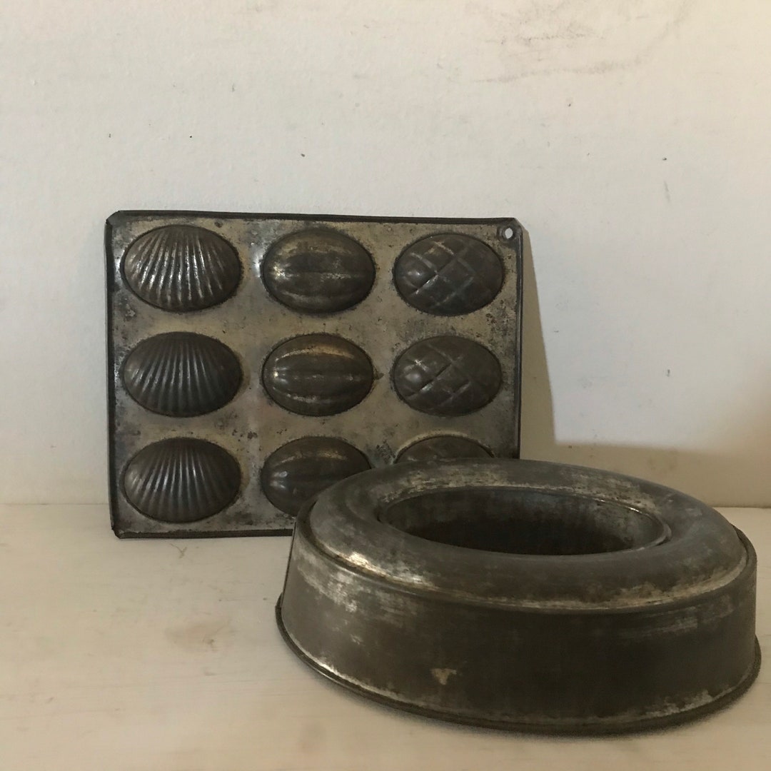 Antique English Tins British Baking Pans Shell Egg Candy Mold Cake Mold ...