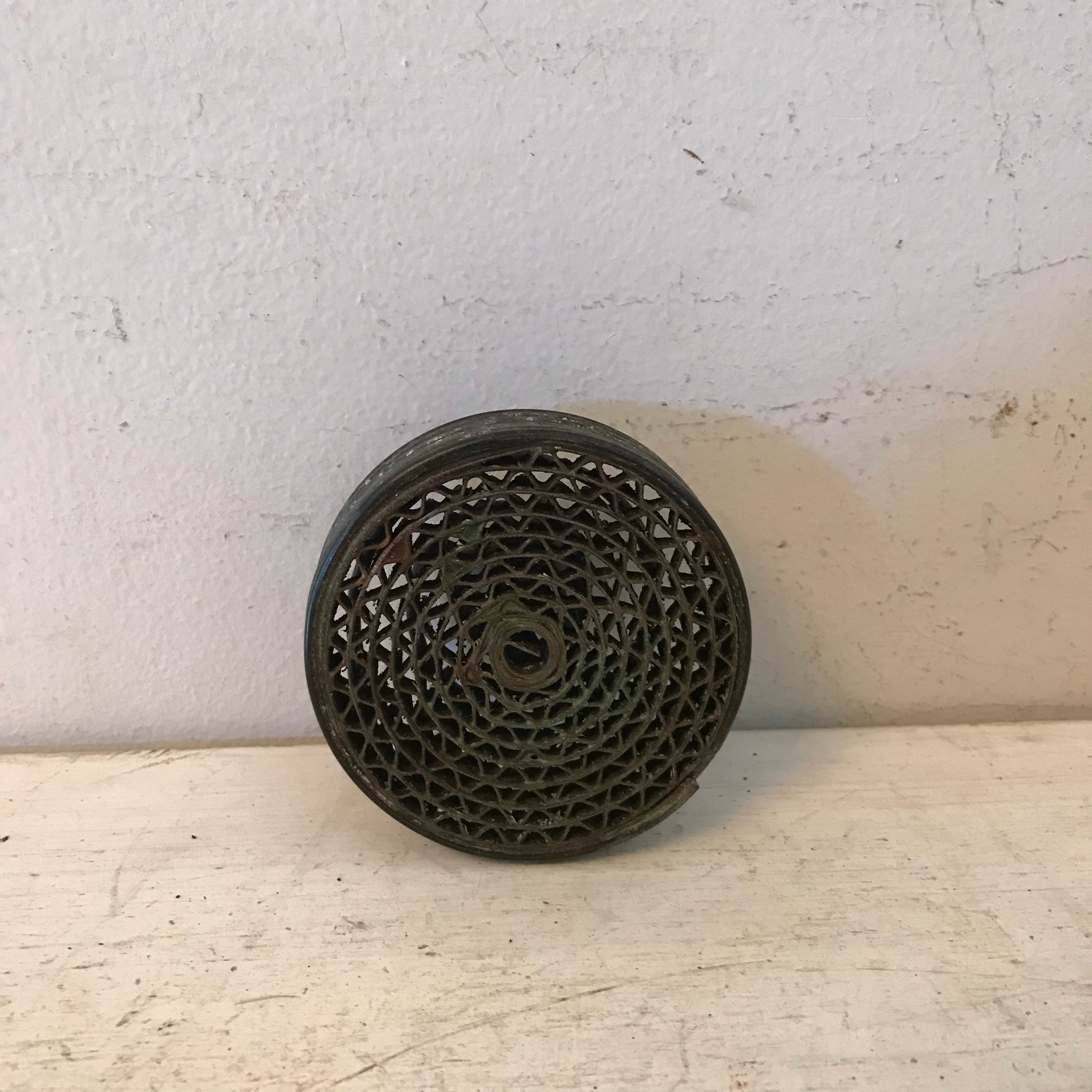 Antique Flower Frog Industrial Garden Tool Wire Flower Frog Flower ...