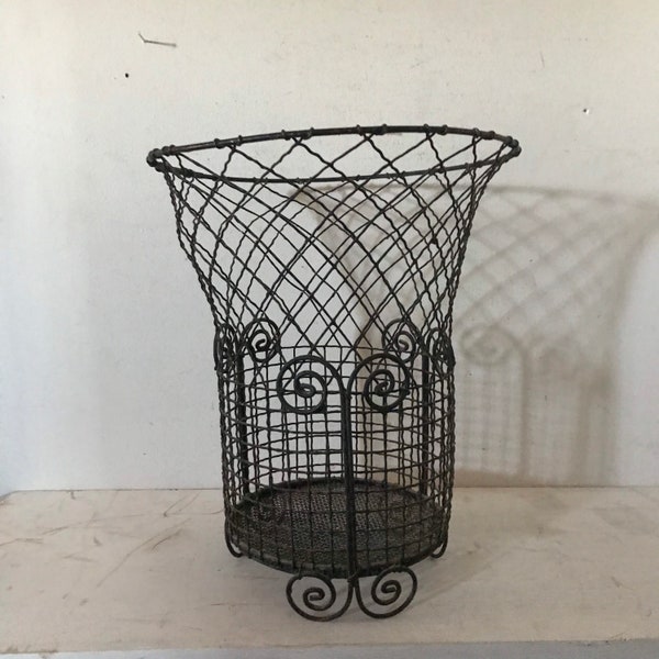Wire Urn Planter - Etsy