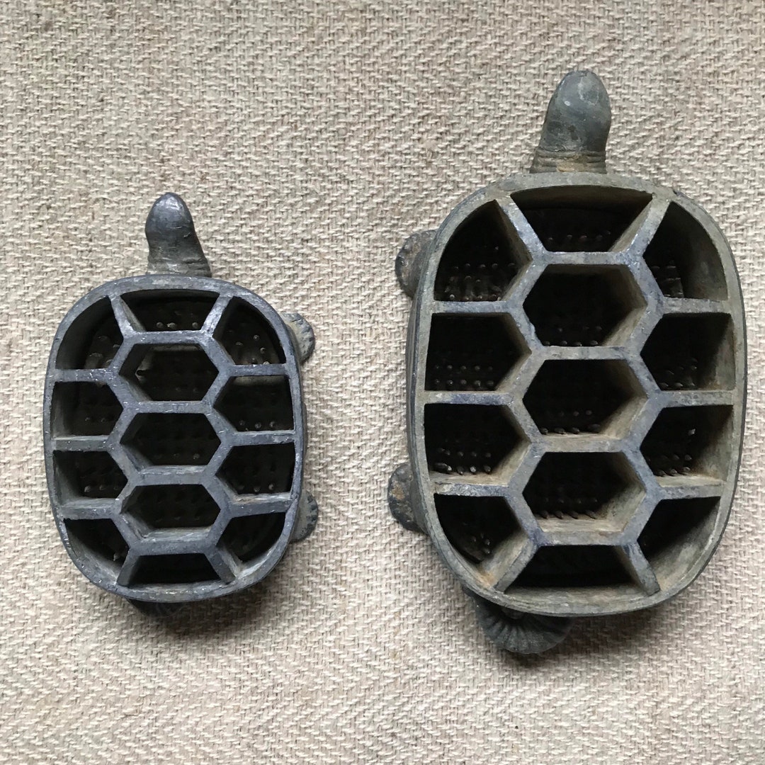 Antique Flower Frogs Turtle Metal Aesthetic Garden Ikebana Flower ...