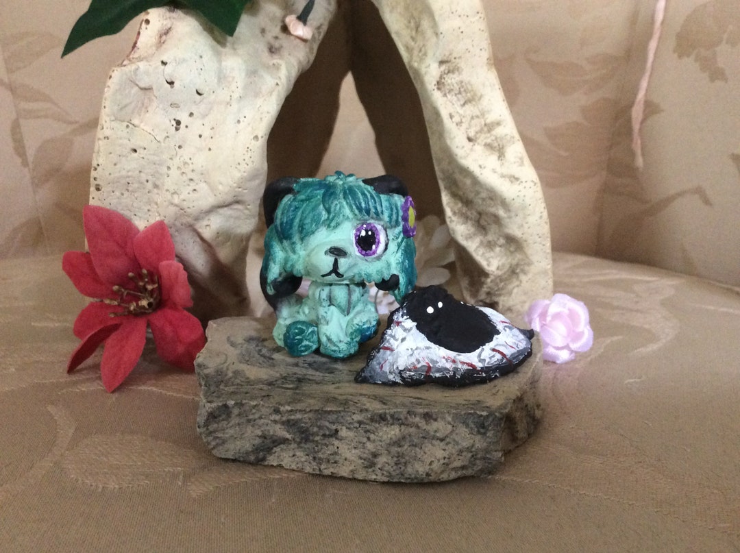 Weirdcore/dreamcore Lps Dog Custom Painted Figure With Eye Mask - Etsy