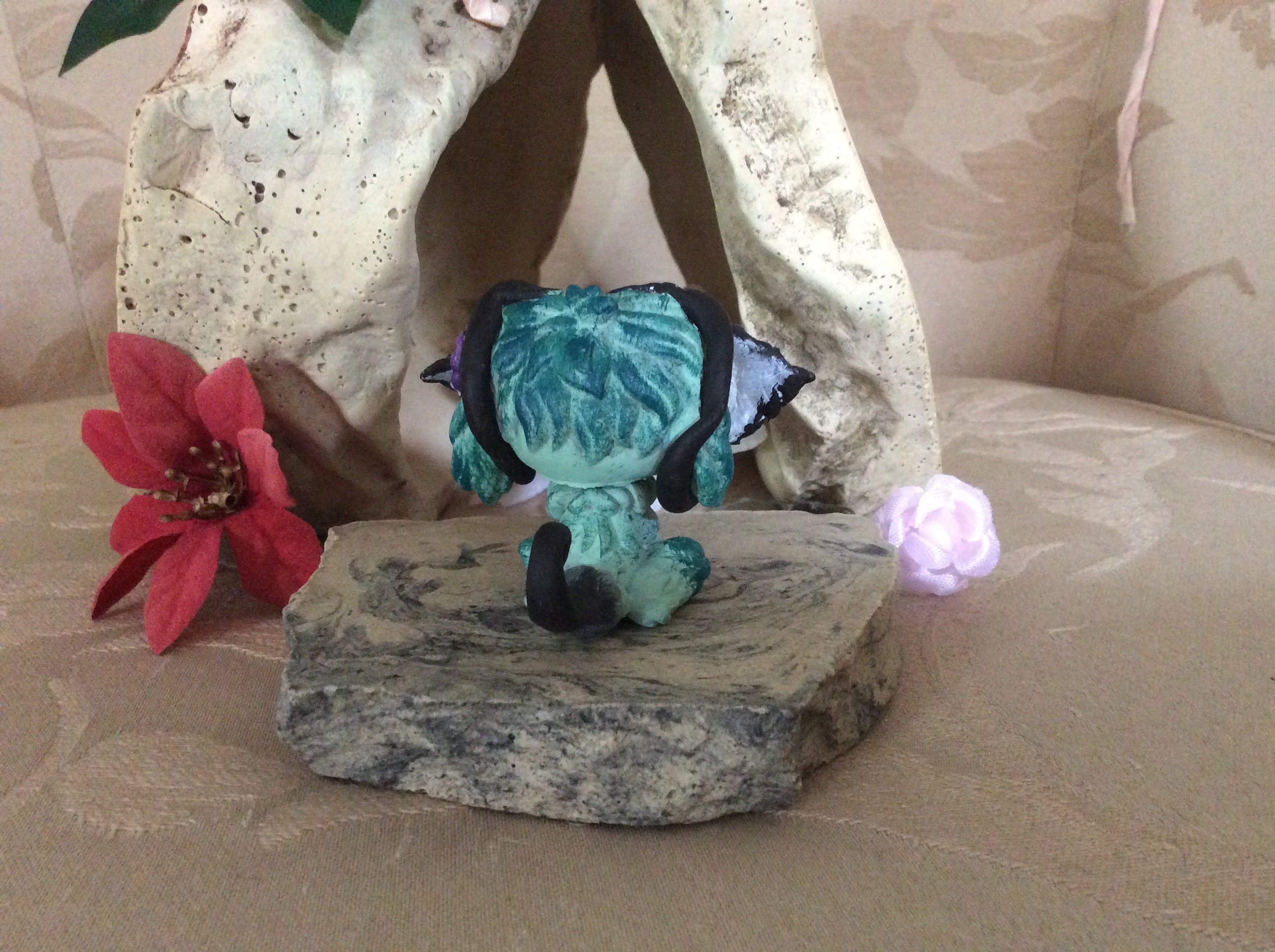 Weirdcore/dreamcore Lps Dog Custom Painted Figure With Eye - Etsy