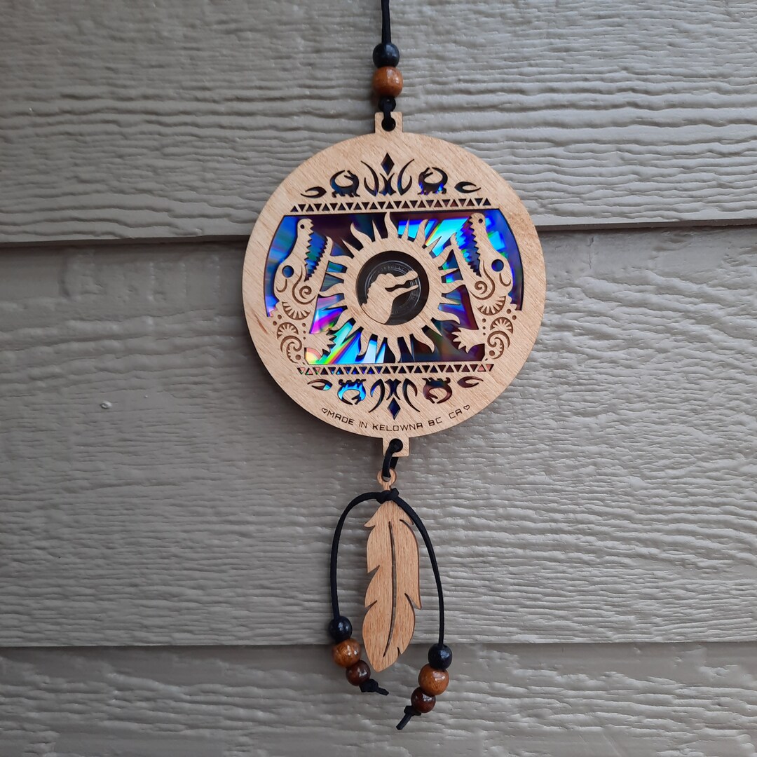 Crocodile Suncatcher Made With Repurposed Dvds Laser Cut Wood - Etsy Canada