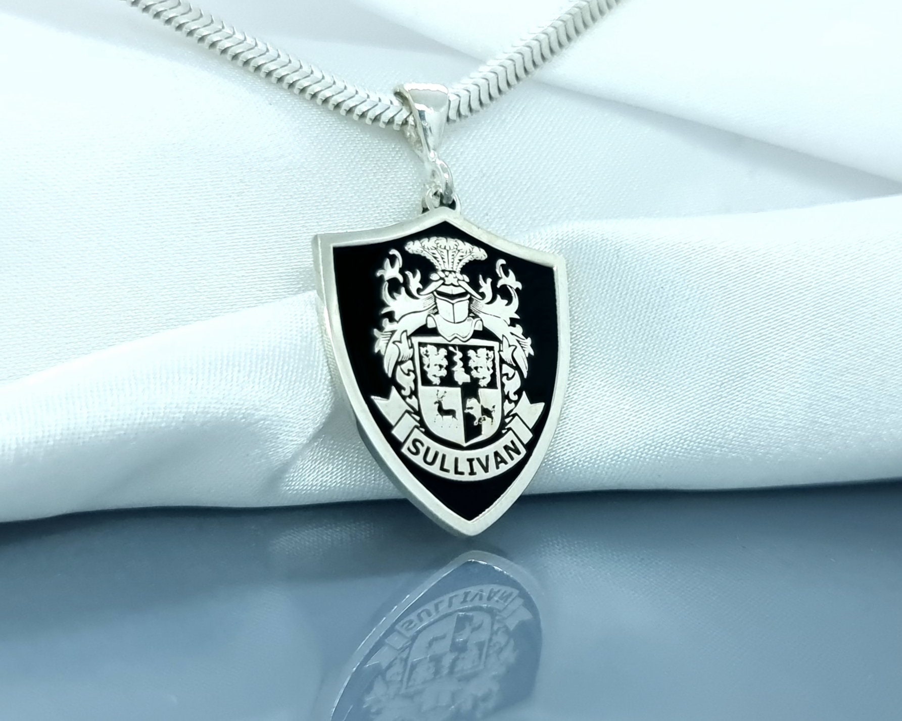 Customizable Necklace Family Crest Necklace College Class - Etsy